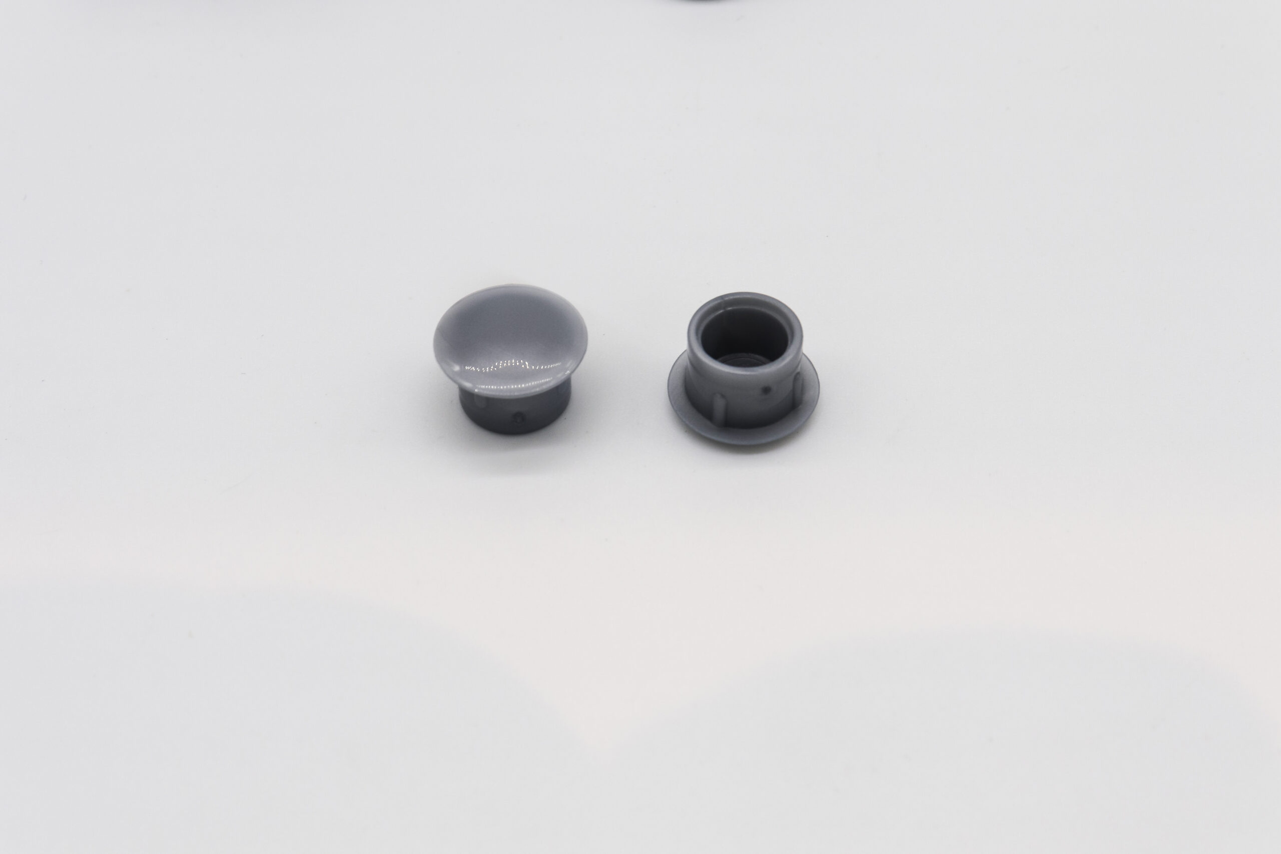 CAM PLUGS 1/2in - Black - Quantity of 100