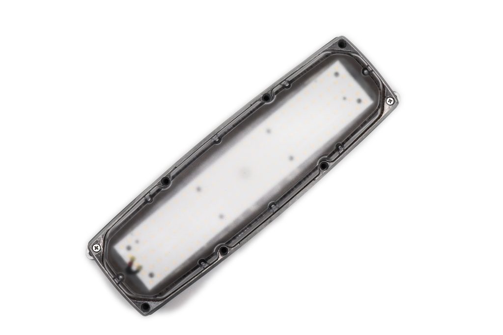 KASON 1809 VAPOR PROOF WALK-IN LIGHT FIXTURE WITH HARDWARE KIT ...